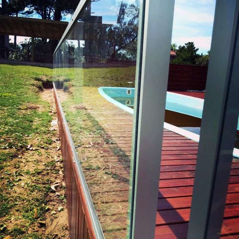 Cerramientos – Vidriería TITI Pinamar